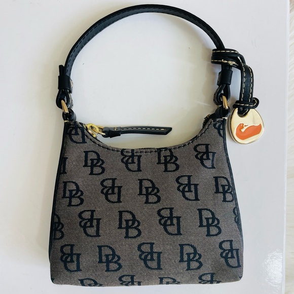Dooney & Bourke | Bags | Dooney Bourke Bitsy Bag Euc | Poshmark